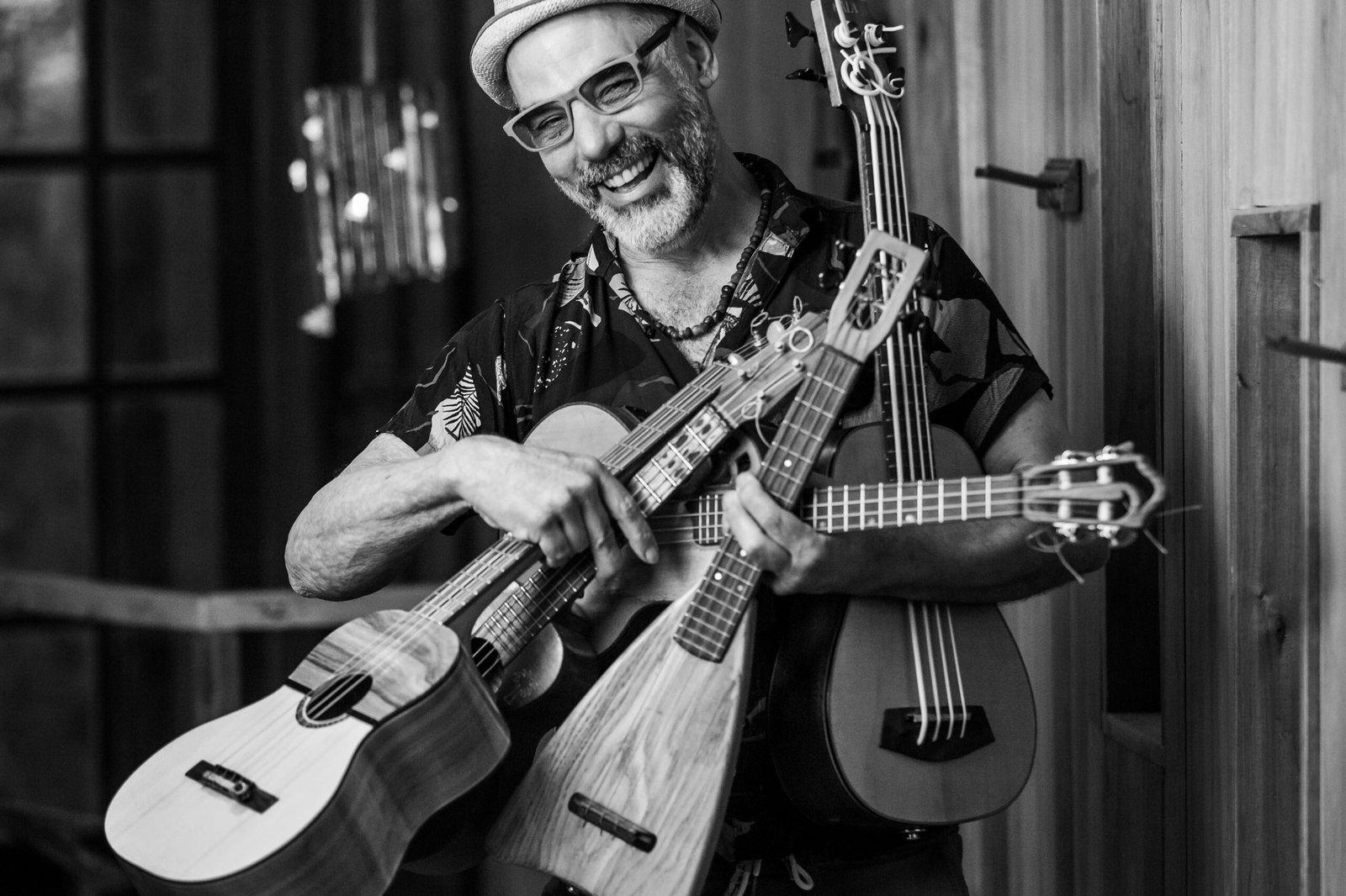 Caracol Rojo: Germán Cantero presenta nuevo show – Escobar a Diario